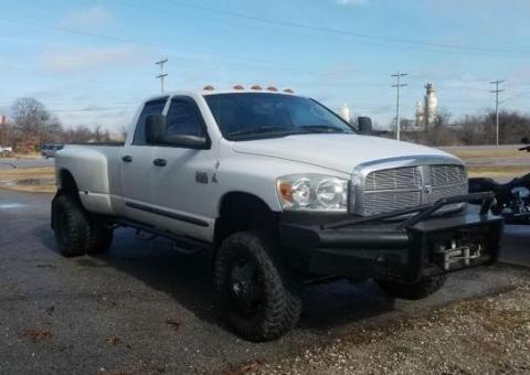 Medium and Light Duty Vehicles | Diesel Works | Fort Worth, TX